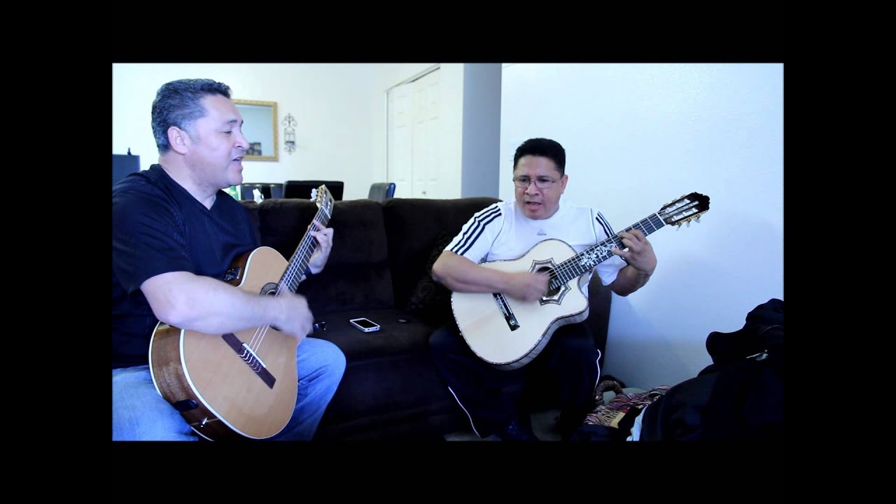 Duo Clasico Hnos Devia/ La roca Celestial - YouTube