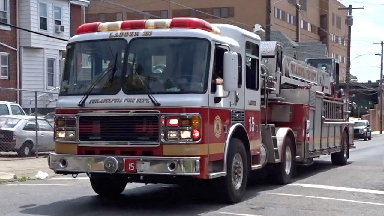 PFD Ladder 15 Responding - YouTube