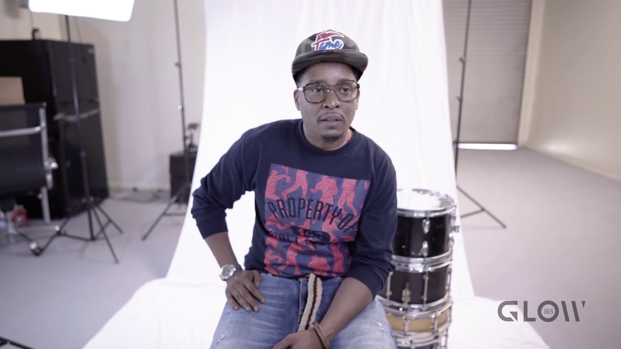 Chris Dave & The Drumhedz - YouTube