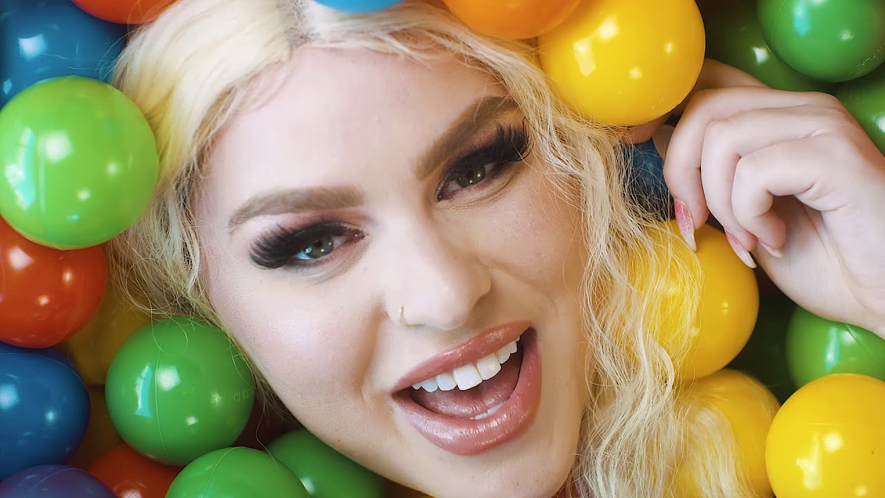 Chel - My Name (Official Music Video) - YouTube