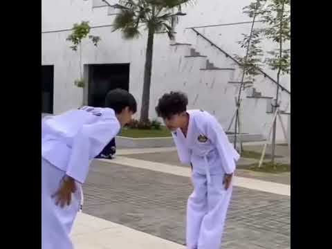 Ini Mau Latihan Taekwondo Atau Latihan Goyang👻