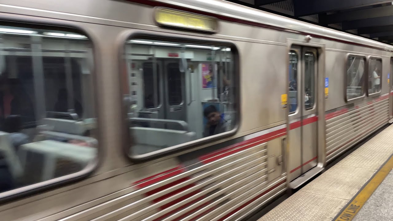 Los Angeles Metro Subway Red Line Train To Union Station Approaching ...
