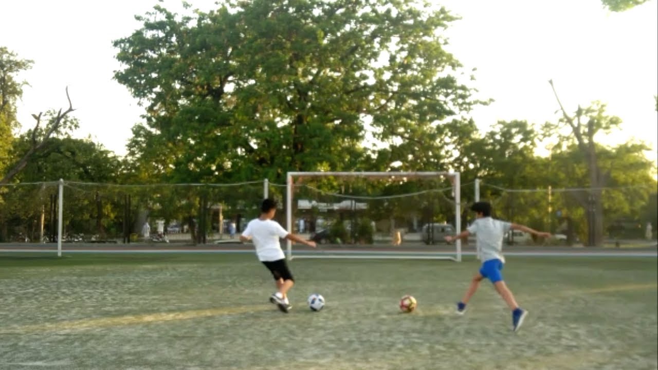 WORLDS HARDEST FOOTBALL CHALLENGES - YouTube
