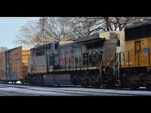 KCSM 4565 on MG2NP + CN Dash 9 Duo w/ SD60 | West Chicago Railfanning 2/4/23 - YouTube