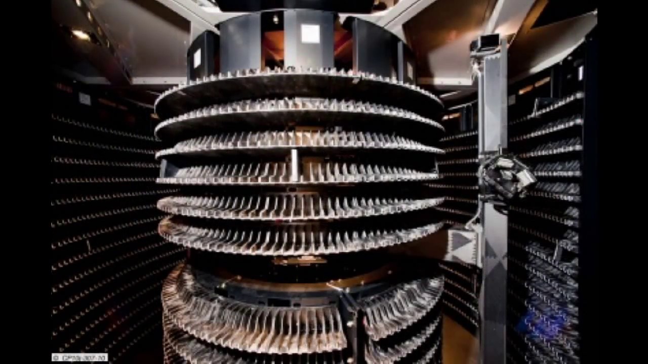 POWDERHORN 9310TAPE LIBRARYDISASSEMBLY STORAGETEK - YouTube