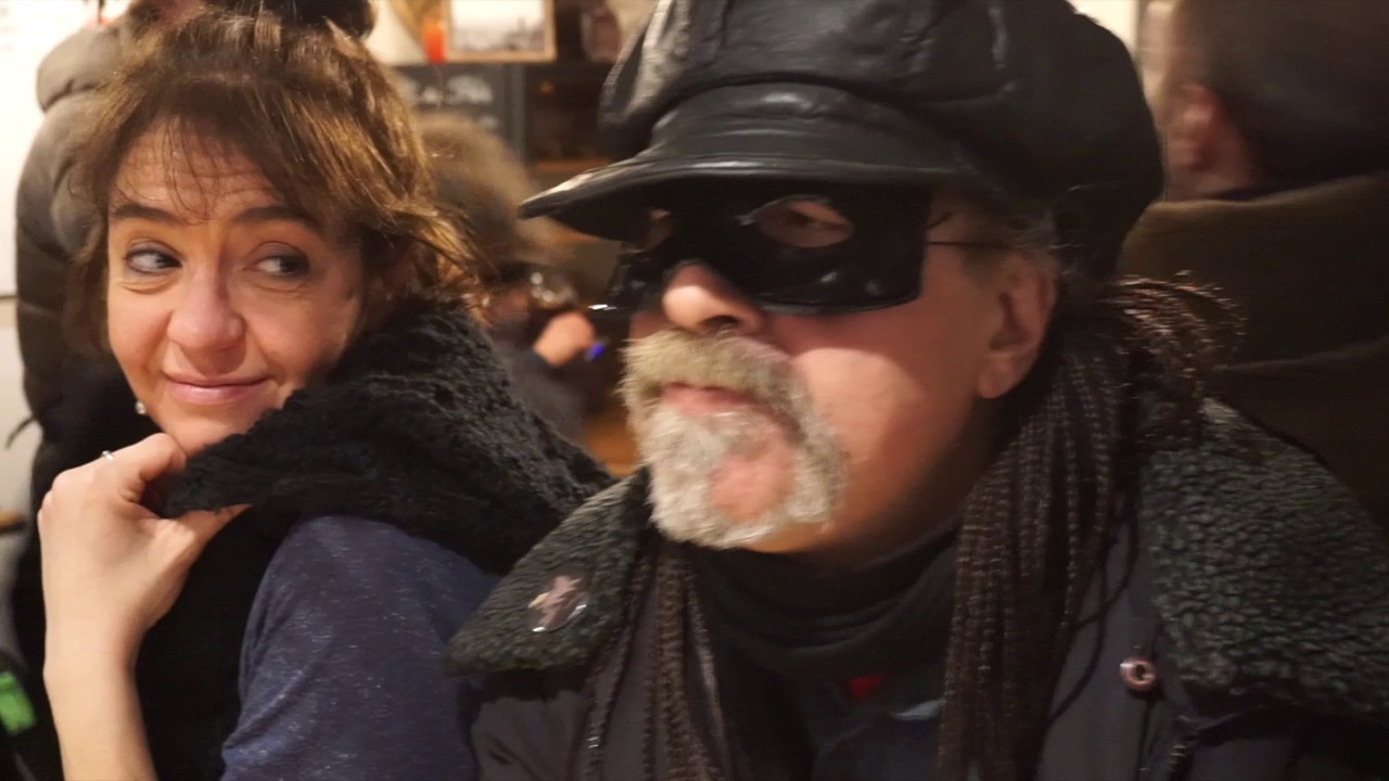 Viva la fritola!! Menarosto al Carnevale di Venezia - YouTube