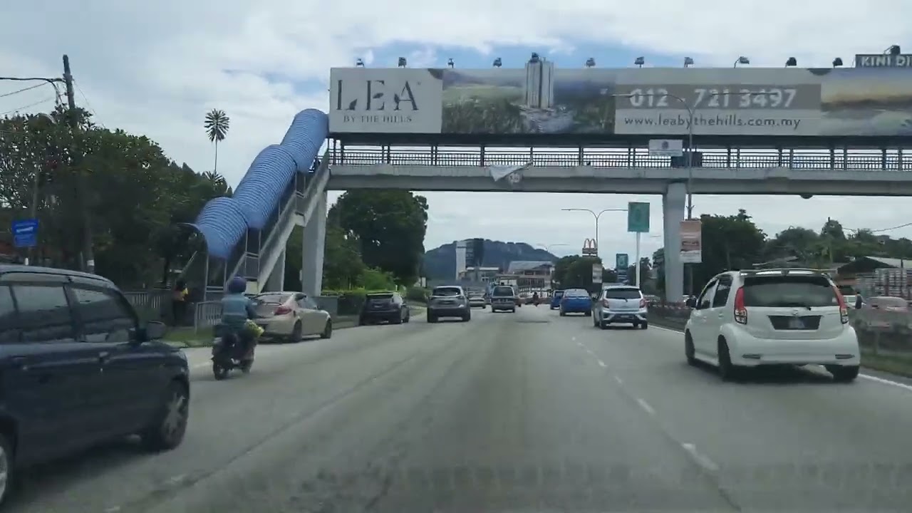 Dashcam Jalan sesak di MRR2 August 2022 - YouTube