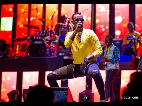 Yvan Buravan yagaragaje ubuhanga buhanitse mu gitaramo cya East African Party