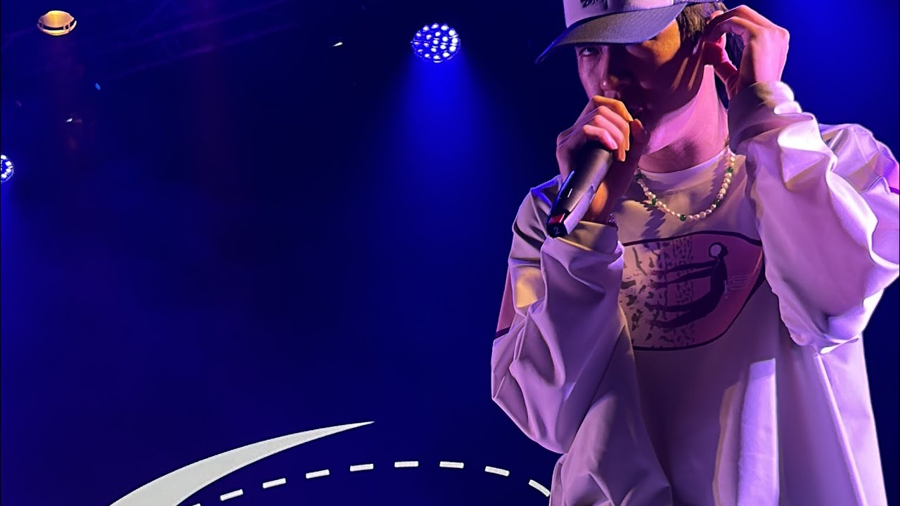 Gummy B-LOVE MYSELF - YouTube