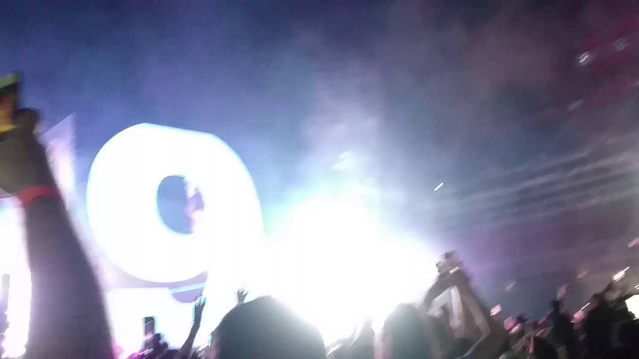 Beyonce - Countdown - Nashville TN - YouTube