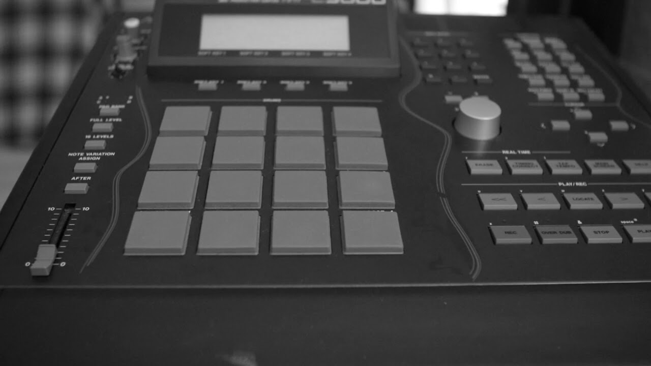 AKAI MPC 3000 DEEP HOUSE... - YouTube