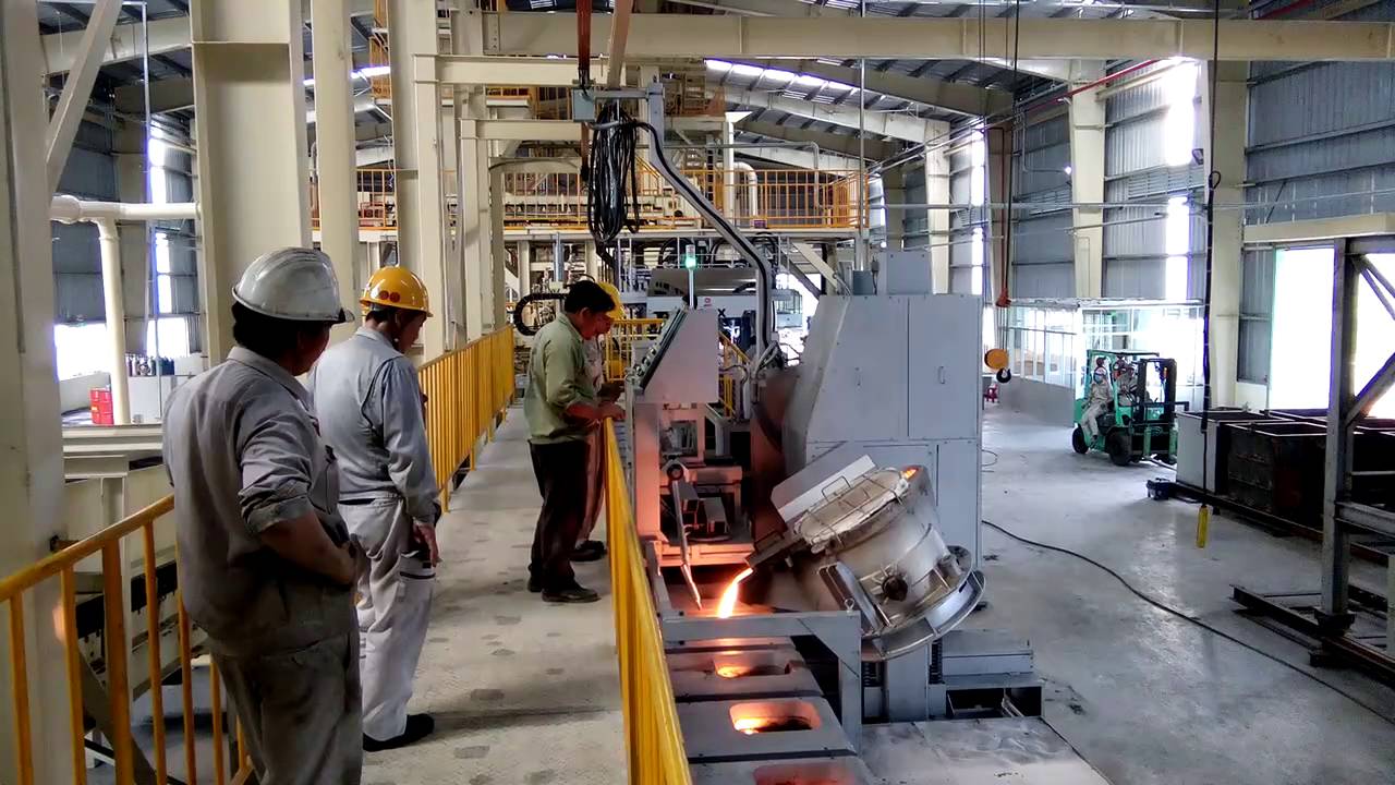 2 OPERATE AUTO POURING SYSTEM - YouTube