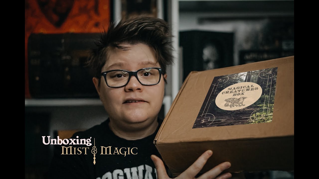 HARRY POTTER UNBOXING MIST & MAGIC, MEILLEUR BOX HP? - YouTube