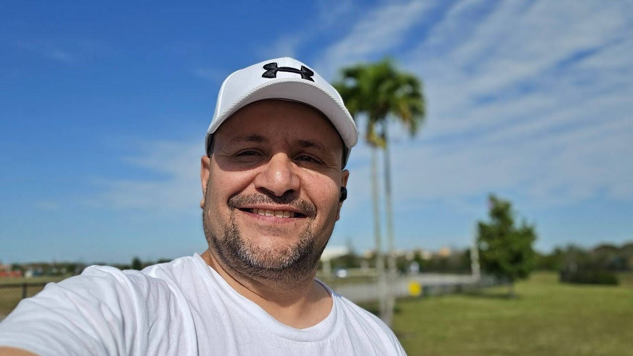 Samsung Galaxy S24 Ultra Selfie Video Cameras 4K60fps - YouTube