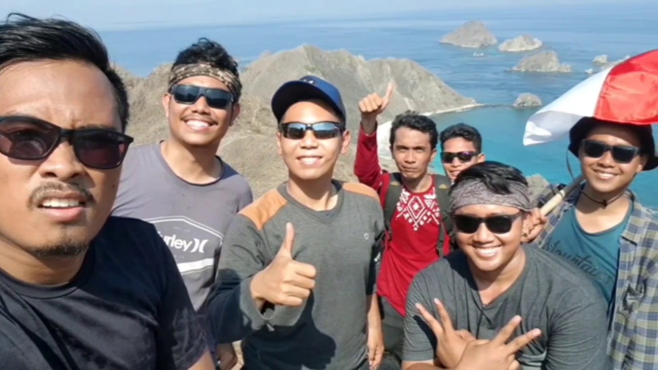 #AlVlog3 ~ Explore Bima Part 2 (Pulau Kelapa, Lambu, Bima NTB) - YouTube