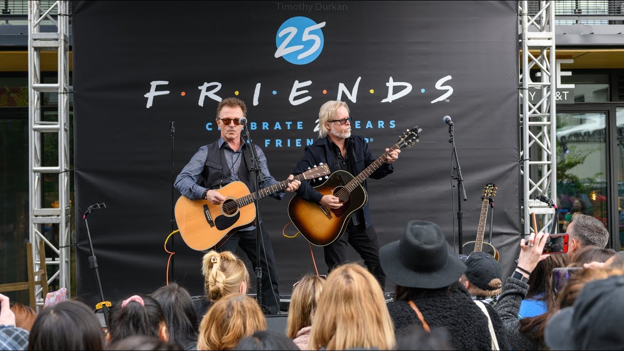 Friends TV Show 25 Year Anniversary pop up celebration in Seattle - YouTube