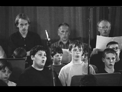 Vienna Boys Choir Performs Max Helfman's Israel Suite - YouTube