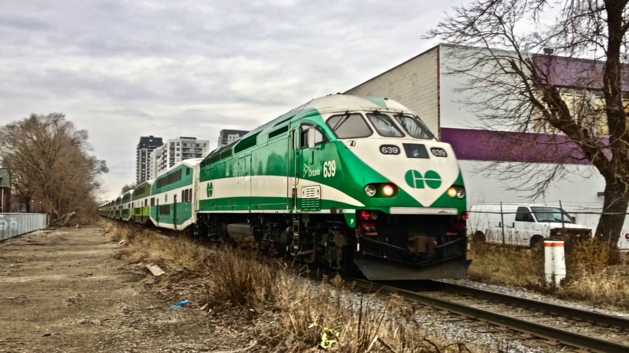 Barrie Line GO Train at Wallace Avenue (2 Camera View) - YouTube