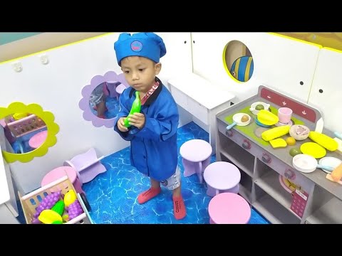 MASAK MASAKAN MAINAN , ADAM JADI KOKI CILIK - YouTube