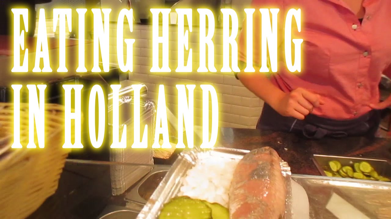Eating Herring in Holland (Haring ‘Hollandse Nieuwe’) Utrecht Nederland ...