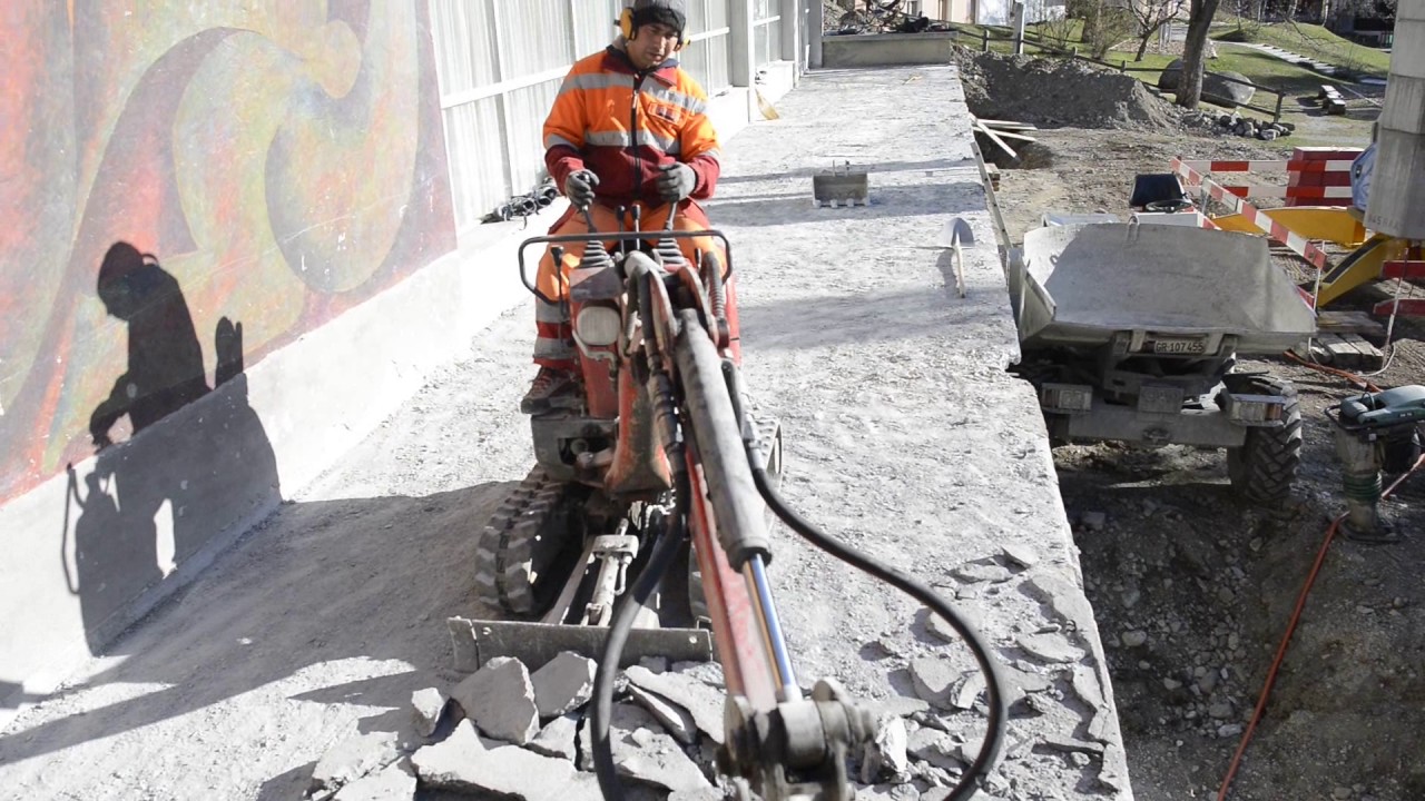 Bergschule Avrona- Sanierungen 2012-2018 - YouTube