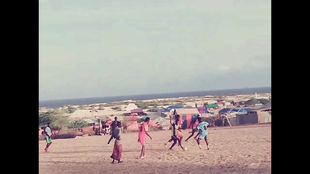 Goos goos ciyaartooyda alqaahira fc karoonka xirka dhere - YouTube