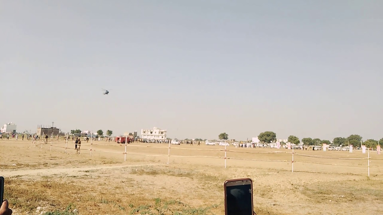 YOGI ADITYANATH VIJAINAGAR LATEST BIJAINAGAR LIVE 6 हेलीकाप्टर योगी ...