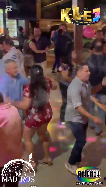 GRUPO K-LLE 3 ...LA VOZ DE LILA LA CHAVA EN MADEROS BAR RESTAURANT.. - YouTube