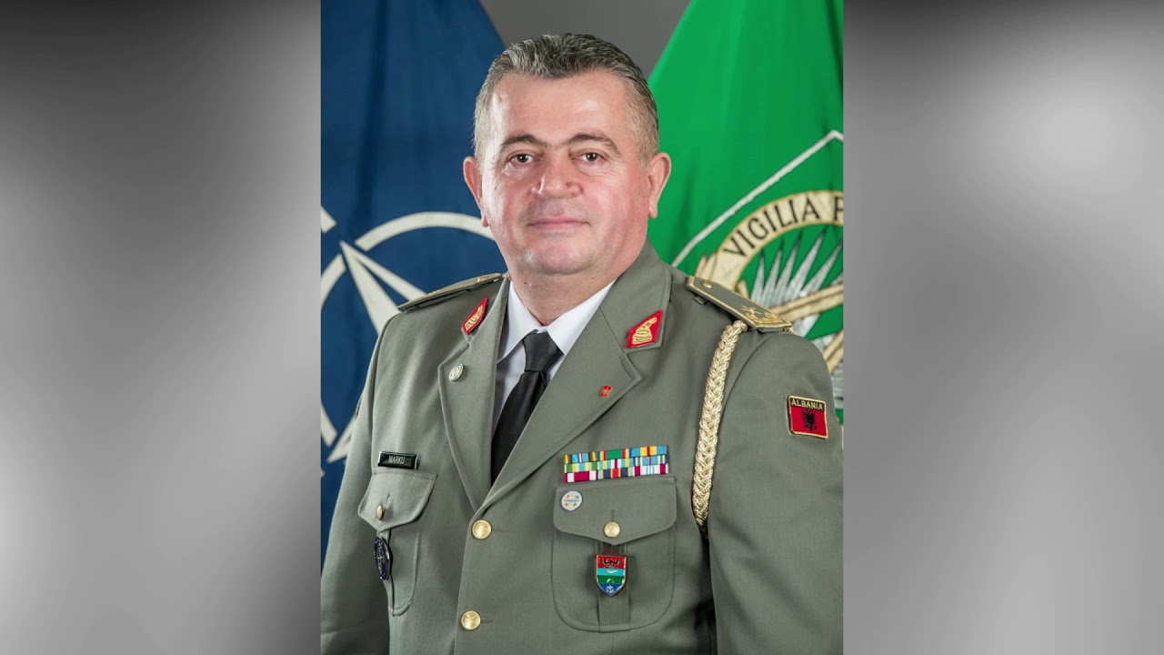 Pavlin Kola - Kenge per Gjeneral Tonin Markun - YouTube