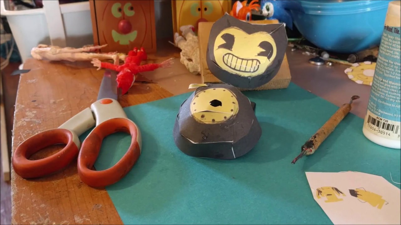 Paper Bendy Clock 9 Months Slow - YouTube