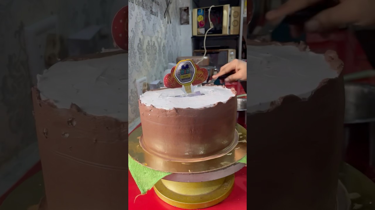 Photo pulling cake😯 surprise photo cake decoration #shorts #viralshorts ...