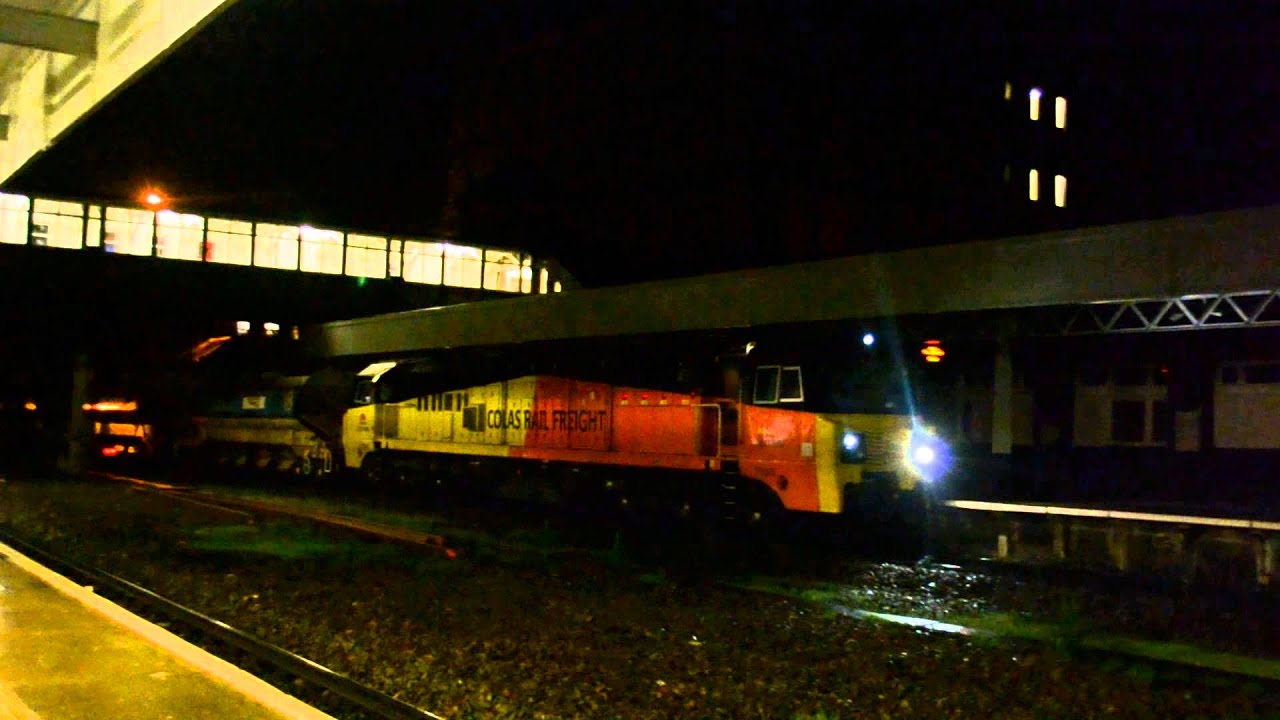 70806 Struggles to climb Exeter Bank - YouTube