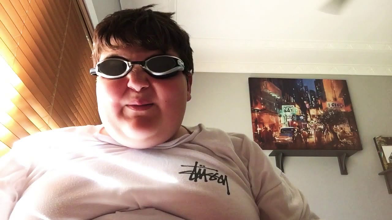 My friend tell me to draw stuff ( big mess up ) - YouTube