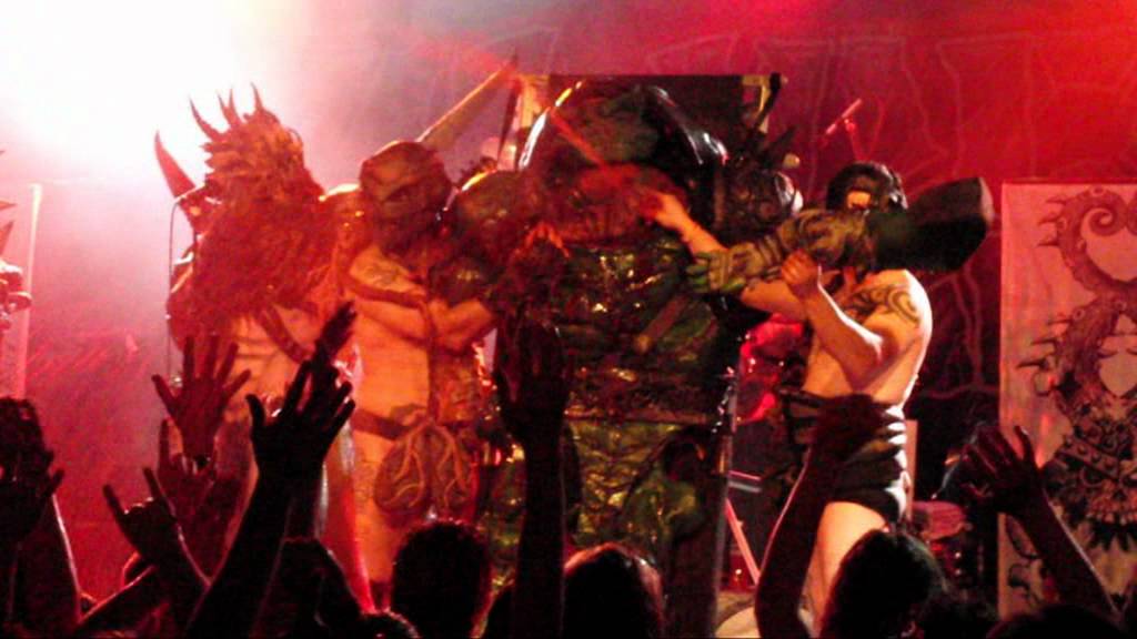 GWAR - Bloody Medley (live @ Backstage Munich - 2011-06-23) - YouTube