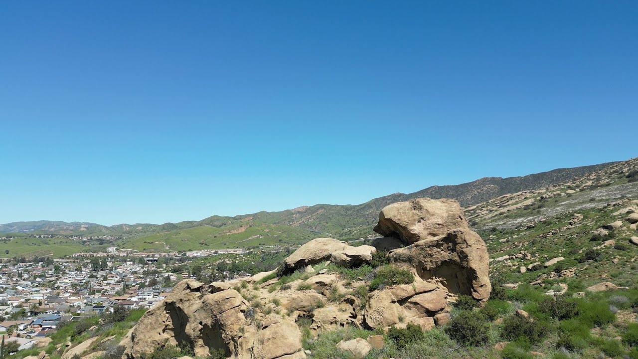 Rocks in Simi Valley California - YouTube