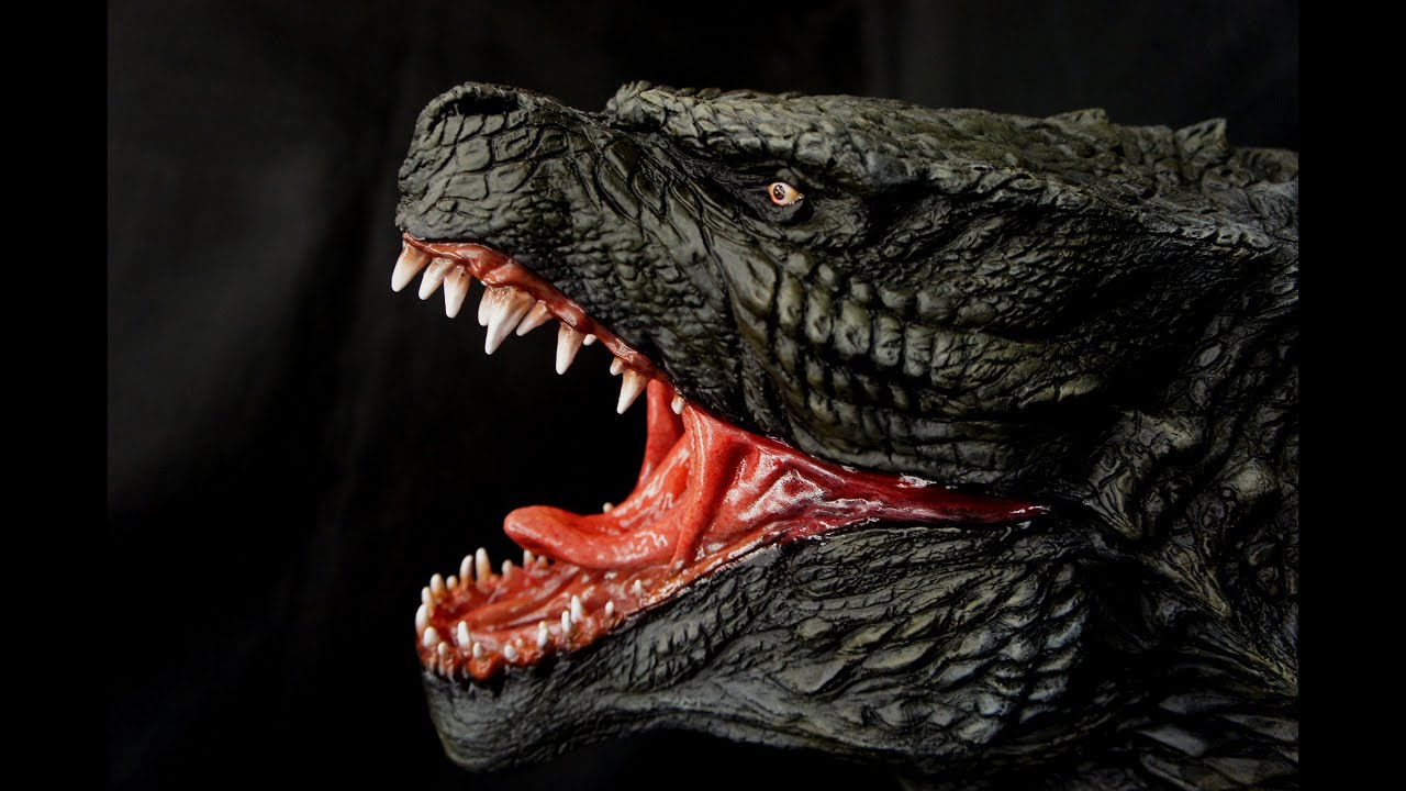 Godzilla 2014 Head Studio Scale Wall-Hanger - YouTube
