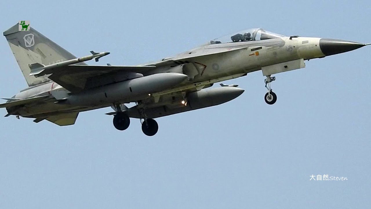 帥氣飛行員 , 保家衛國~經國號起飛前準備作業,進入台灣海峽及降落 | ROCAF IDF fighter jets take-off and ...