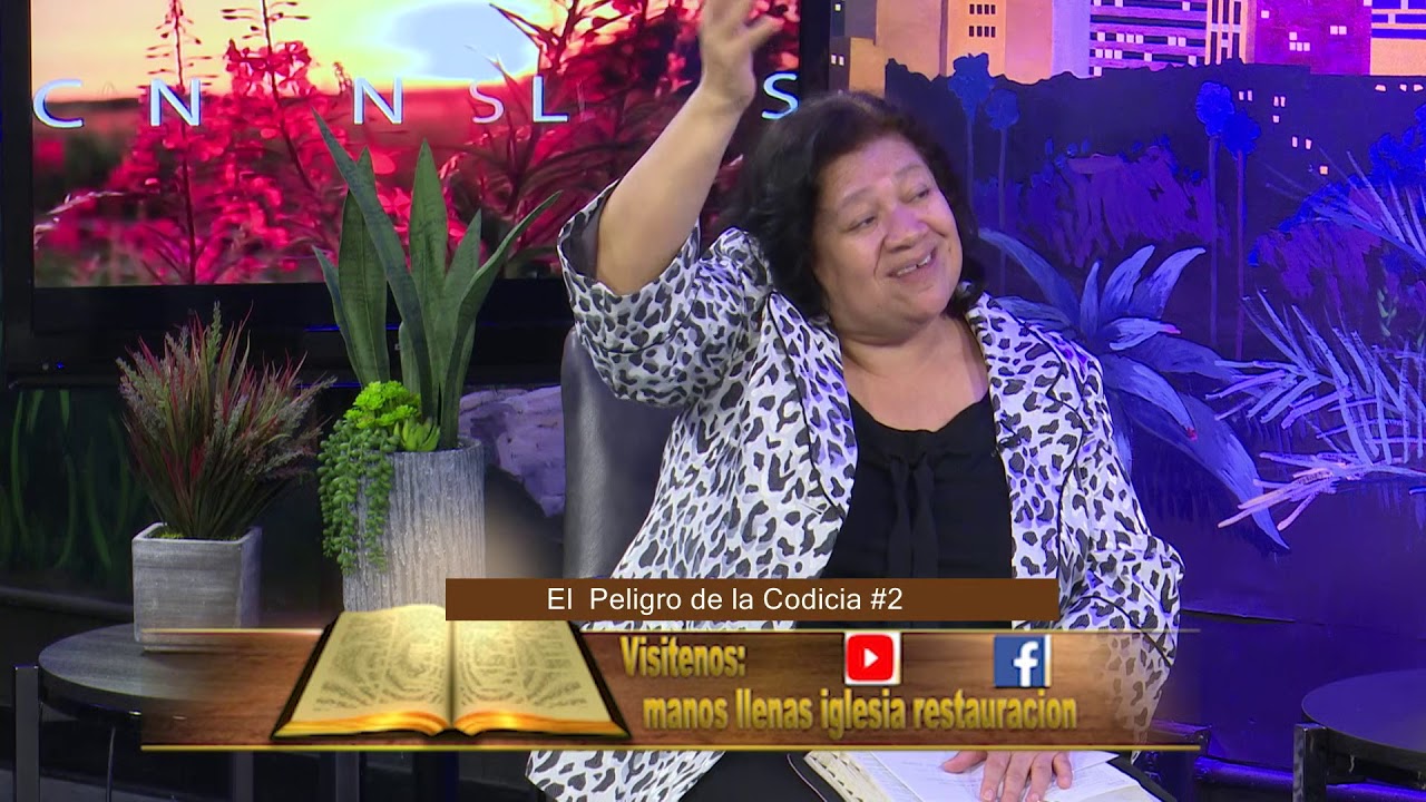 Con Manos Llenas - YouTube