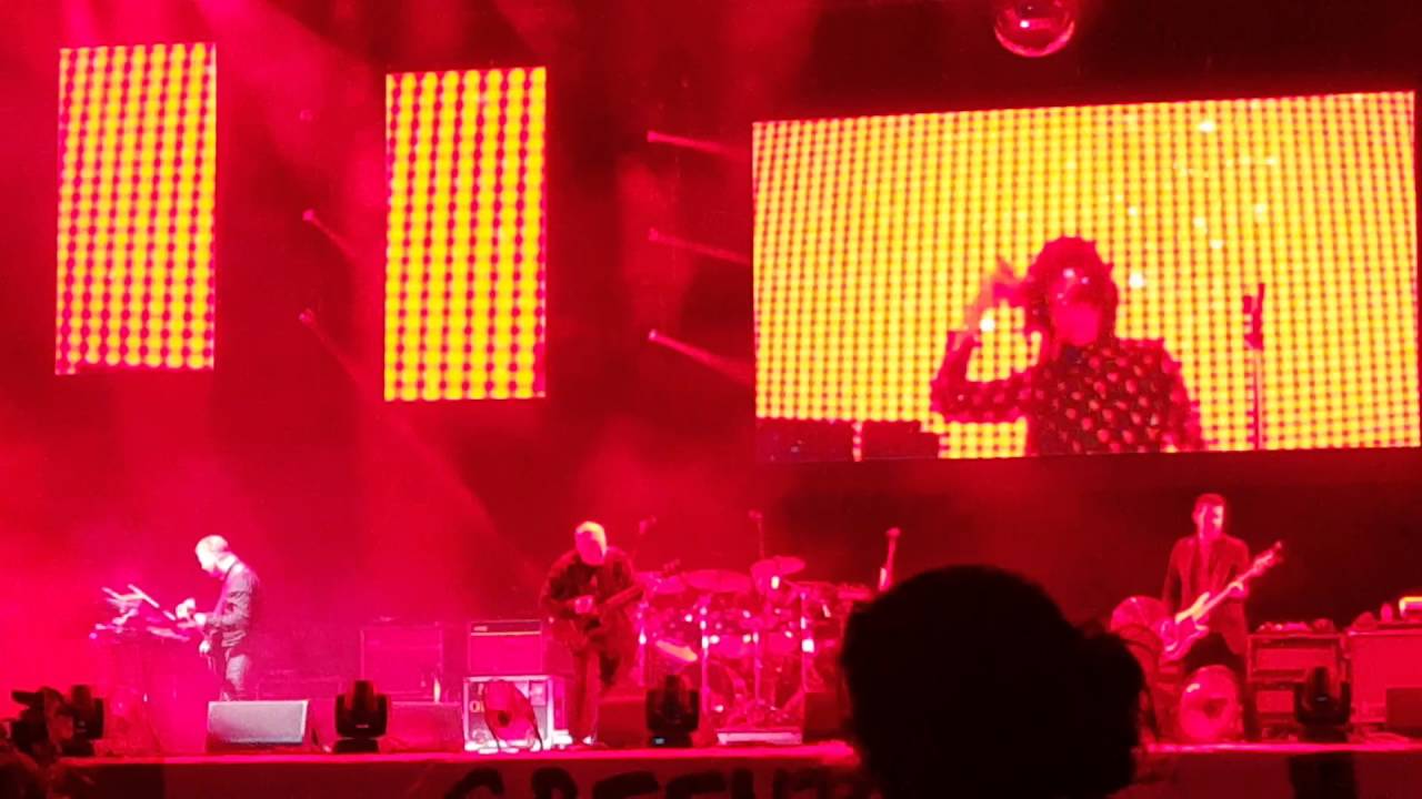 New Order - Crystal (Live @ Glastonbury 2016) - YouTube