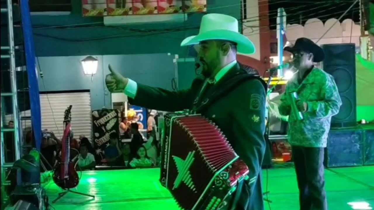 NO HAY NOVEDAD de Los CADETES de LINARES Homero GUERRERO y Lupe ...