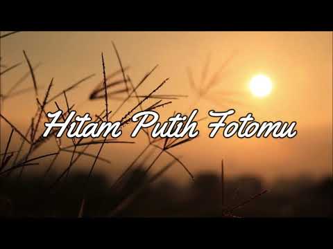 Lagu Kenangan 2020 (Ratih Purwasih - Hitam Putih Fotomu / Music & Lirik)
