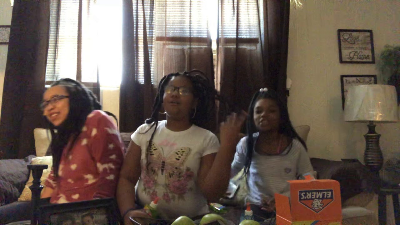 Making slime with my bffffffff - YouTube