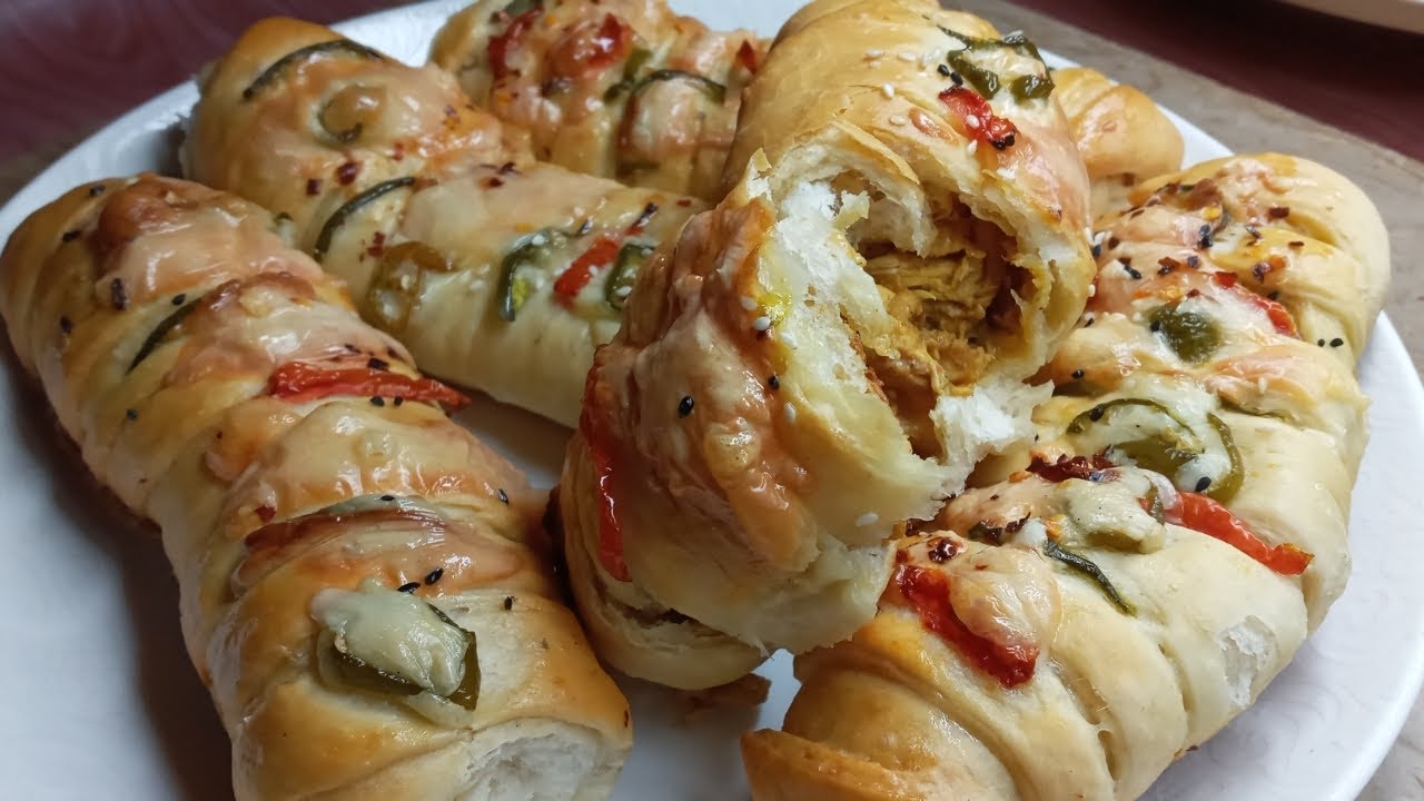 Bakery Style Chicken Tikka Bread Roll .| Eid Special Recipe | By Hareem ...