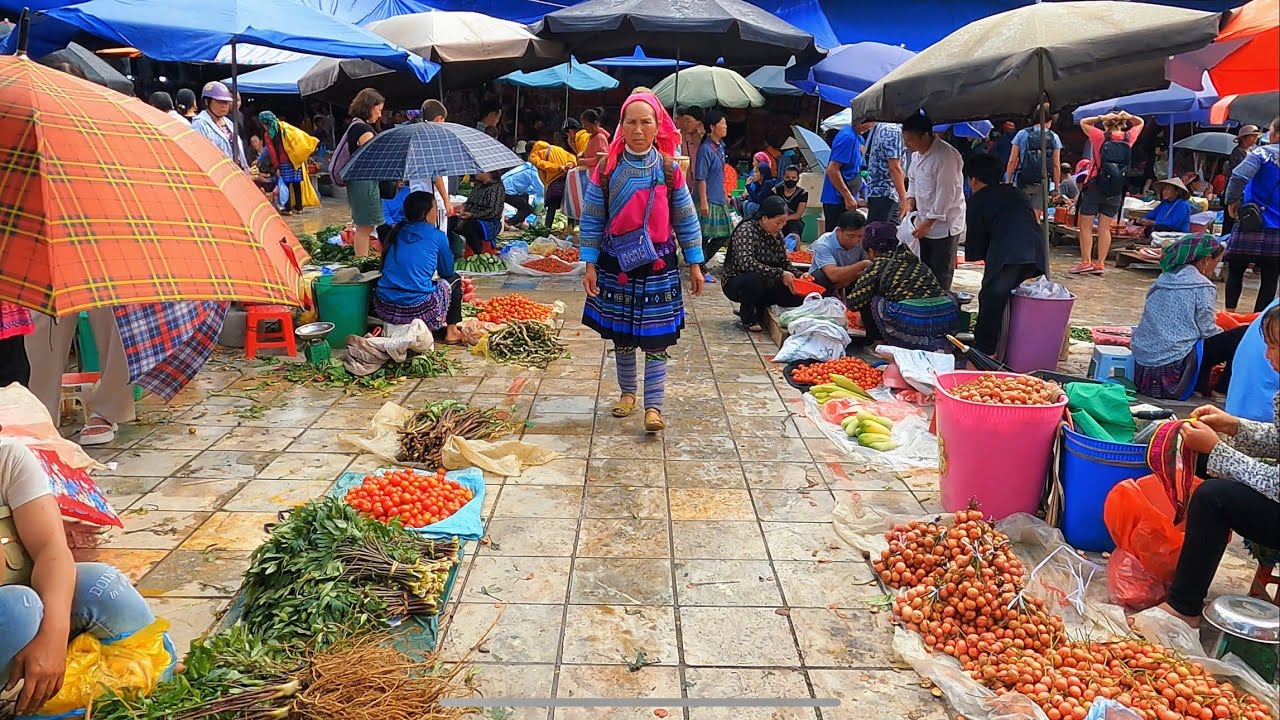 Bac Ha Fair Market - The Most Special Market In The World - YouTube