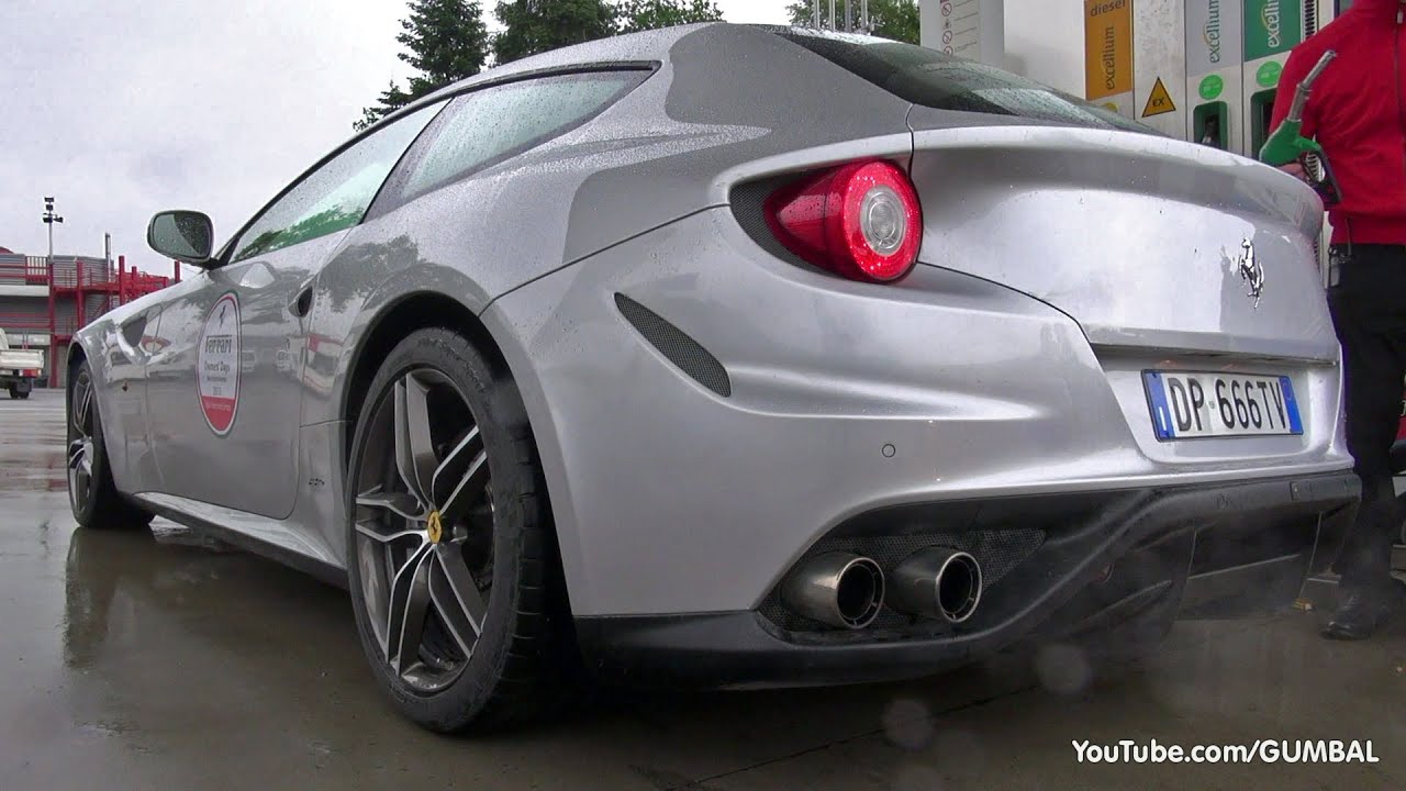 Ferrari Ff Plateado