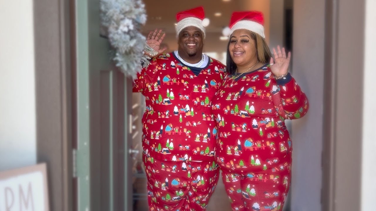 SHAD & DES OFFICIAL VLOGMAS 2022 INTRO! | VLOGMAS DAY 1 - YouTube