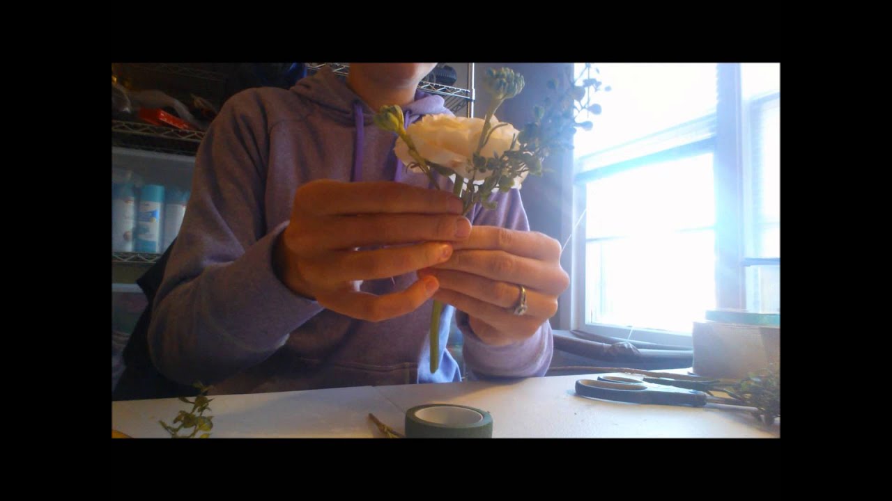 How to make a boutineer - YouTube