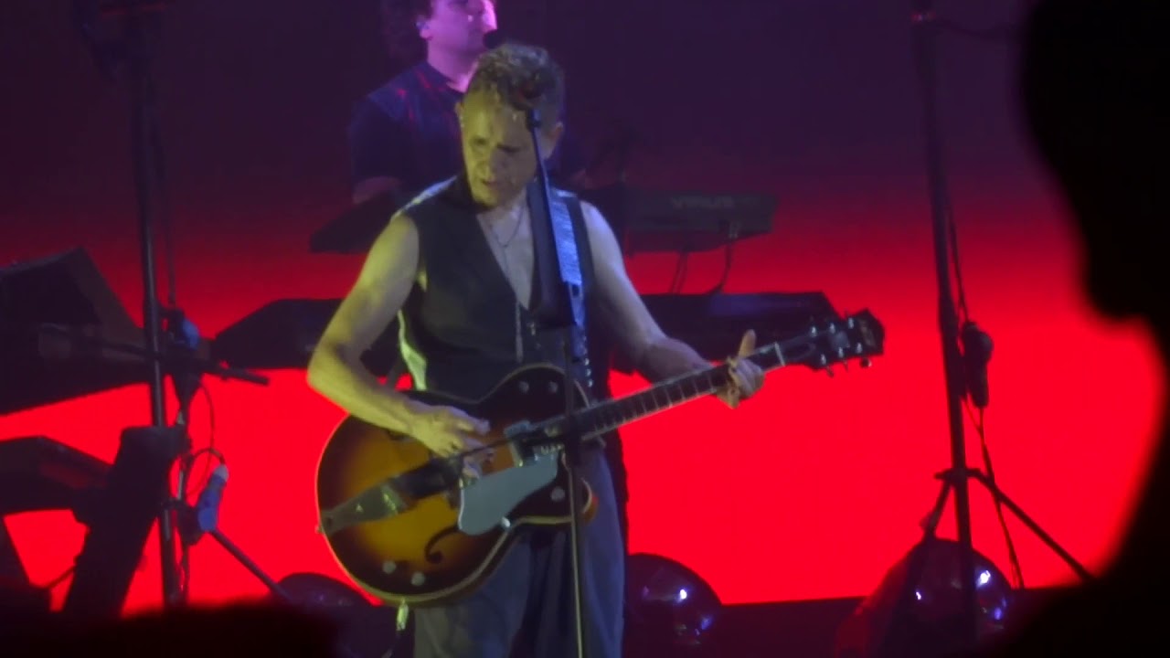 Depeche Mode - Personal Jesus Live! [HD 1080p] - YouTube