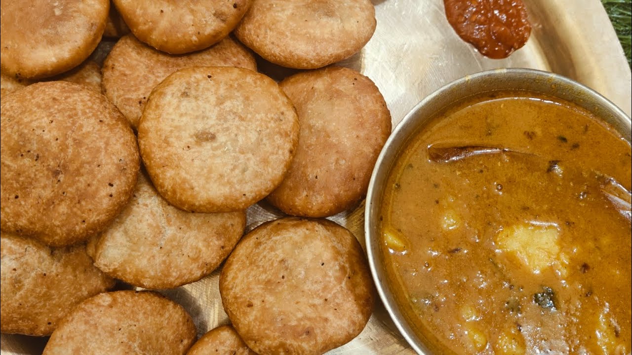 मूंग दाल कचौड़ी और तरके वाली आलू की सब्जी (must try resipe) - YouTube