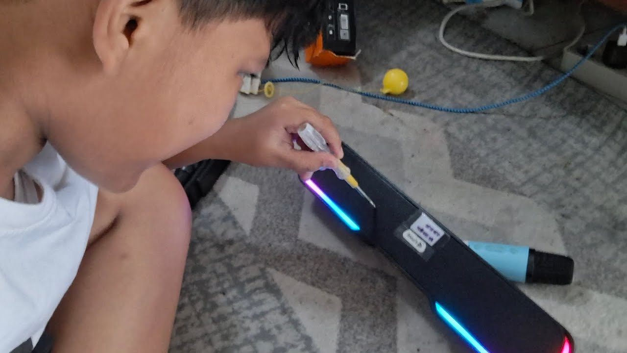 Bongkar speaker kisonli led 913 - YouTube